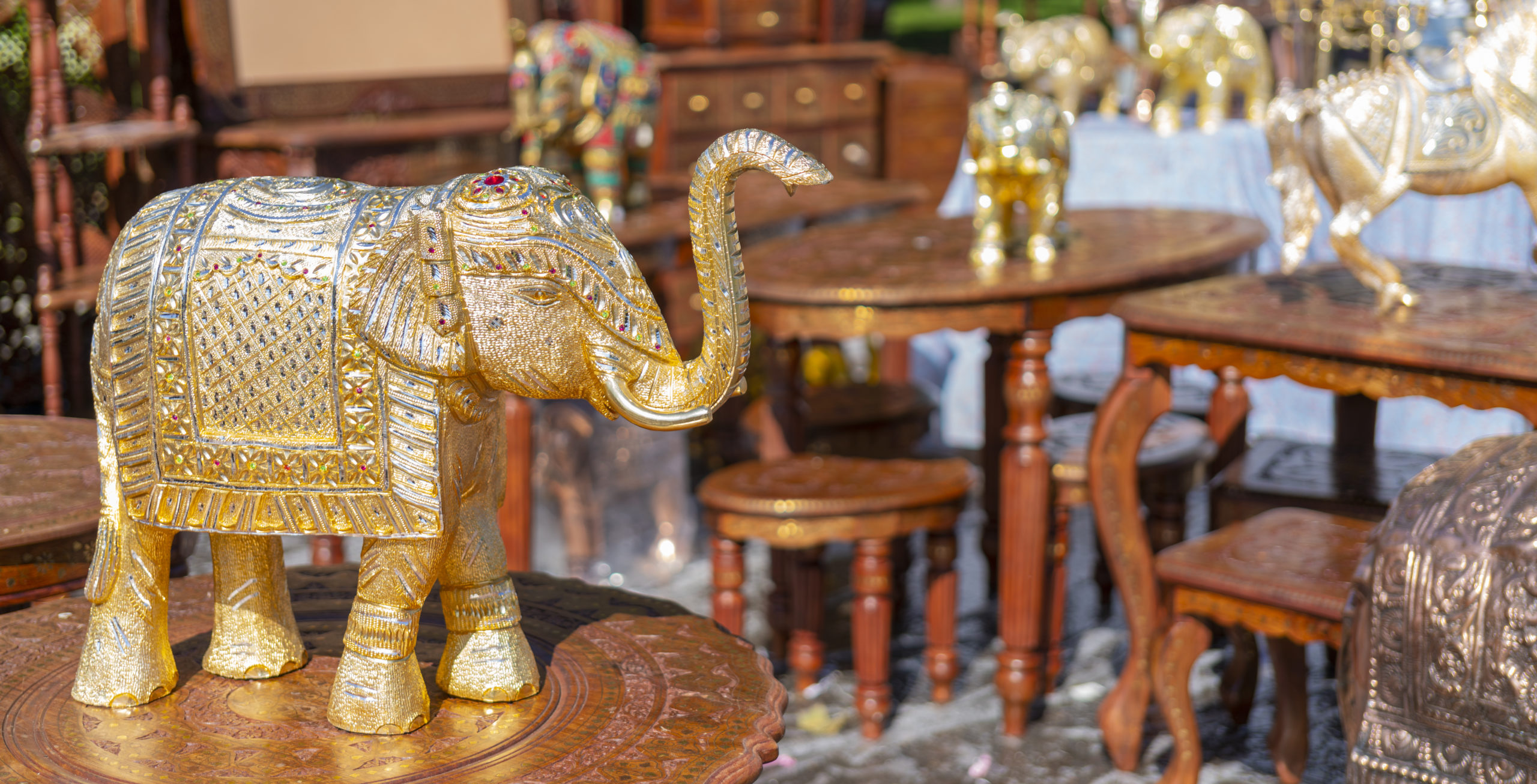 Restaurant & Bar – Indian Connection